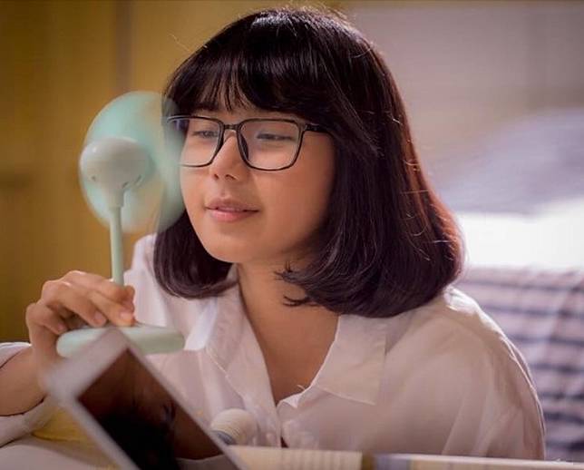 หน้าสมัยวัยรุ่น พิมพ์เดียวกันเป๊ะ! 5 ดาราตัวท็อป หน้าคล้ายดารารุ่นใหญ่ | UndubZapp | LINE TODAY