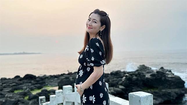 Selina分享胎教音樂！自選「SHE經典歌單」 | 民視新聞網 | LINE TODAY