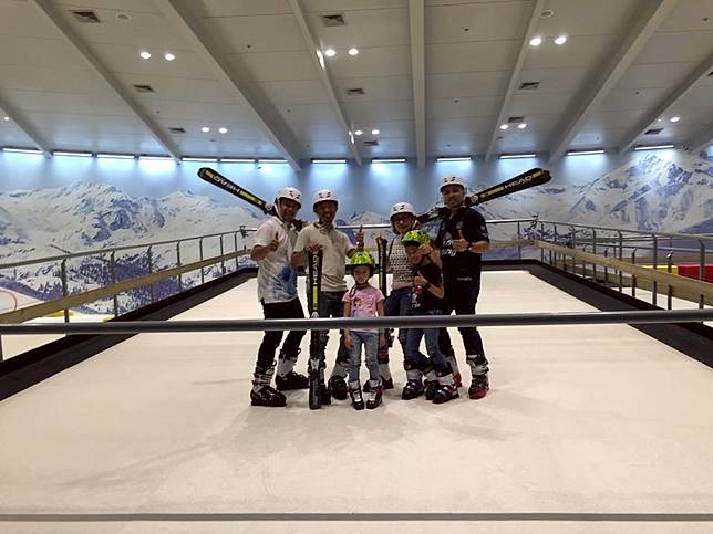 เที่ยวเย็นดับร้อน! 5 เมืองหิมะในกรุงเทพฯ สัมผัสความเย็นกลางฤดูร้อน