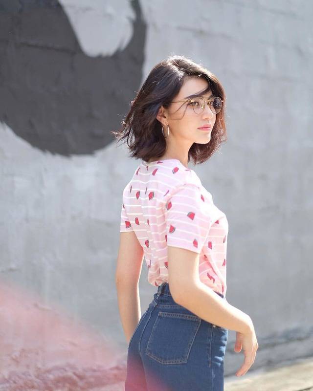 Spiceee.net | So So Cute ~ รวม 25 ไอเดียแต่งตัวของ 'สาวแว่น' มองมุมไหนก็น่ารัก