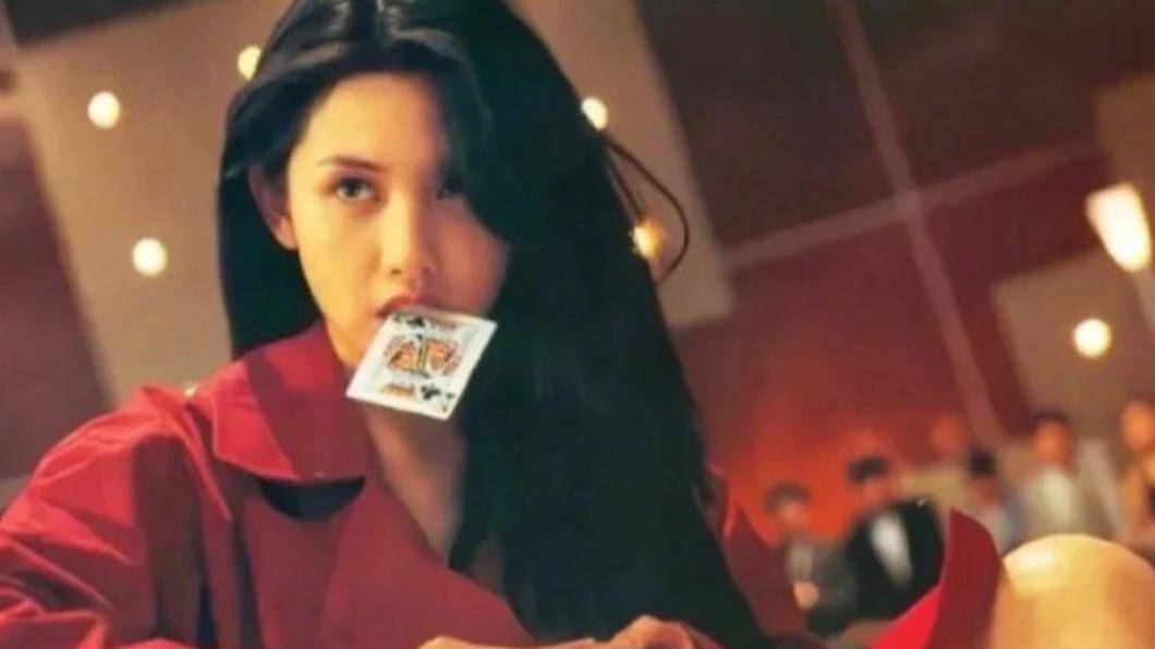 PLG女球迷側顏「神似邱淑貞」 網驚：以為海棠小姐來看球 | TVBS | LINE TODAY