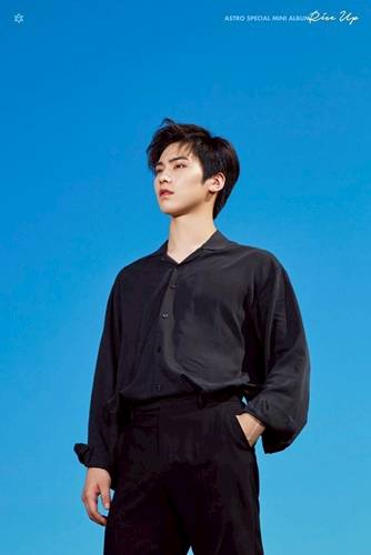 Rabbit Today | เปิดวาร์ปหนุ่มๆ งานดีย์พร้อมประวัติวง ASTRO