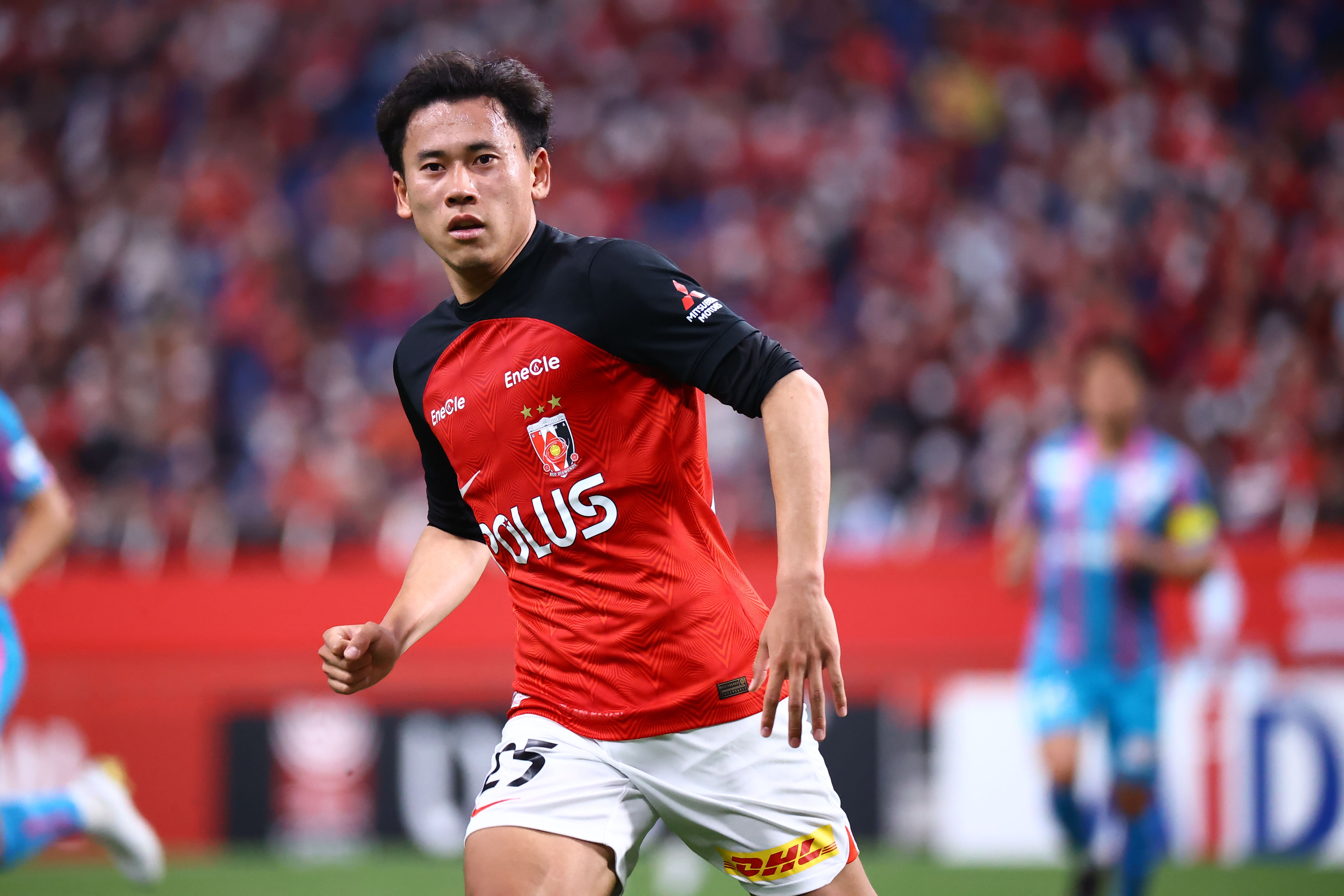 先輩・伊藤敦樹との連係からリーグ戦2点目をマークした安居海渡の飢え「もっとプレー時間が欲しい」（浦和レッズニュース）