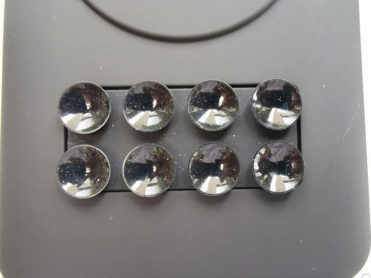 【Wyless】Power Juice H8吸盤式無線充電行動電源：吸力強、電力足、充很快 - LINE購物