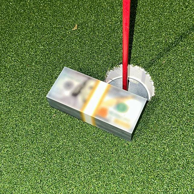 挑戰大眾審美眼光｜認識MSCHF如何衝擊時尚產業、細數極具話題性的7件作品 | men's uno HK | LINE TODAY