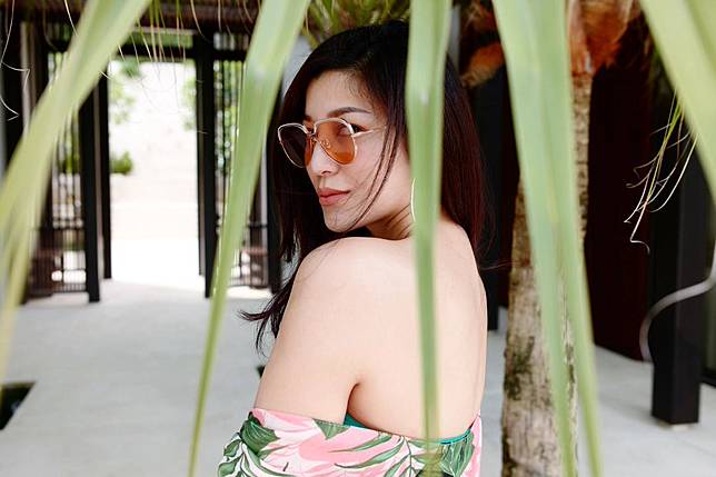 UndubZapp | 4 ดาราสาว "ใส่แว่นกันแดด" แทบไม่ซ้ำ เปลี่ยนบ่อยกว่าเสื้อผ้า ก็แว่นตานี่แหละ