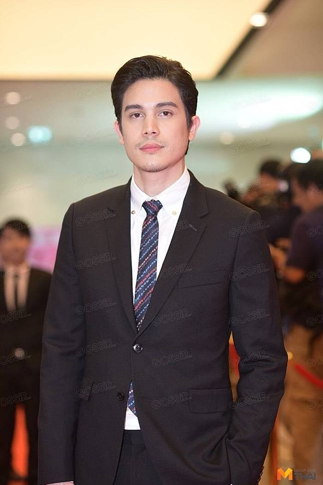MThai.com - Gossip | ใครปังใครแป้ก" ! พรมแดง สยามดารา ร้อนฉ่า!! ซุปตาร์ ...