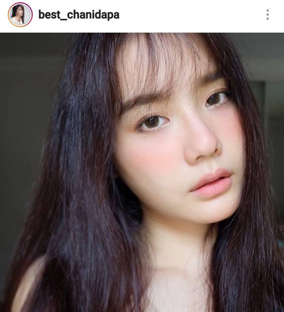 TrueID Entertainment | ขาวจัง! เบสท์ ชนิดาภา เซ็กซี่อีกแล้ว แซวตัวเองหน้ามัธยม อย่างอื่นประถมซะงั้น!