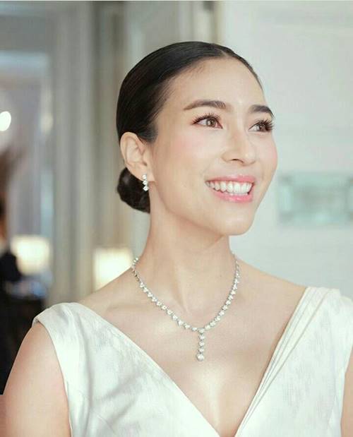 Ladyissue Magazine | รวมลุคแต่งหน้าสไตล์สวยหรูดูแพง แต่งแล้วสวยสุดๆ!