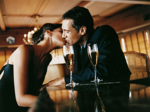 黒すぎる… 探偵が暴く「3股以上をかける浮気男性」のやりがち行動3つ（ananweb）