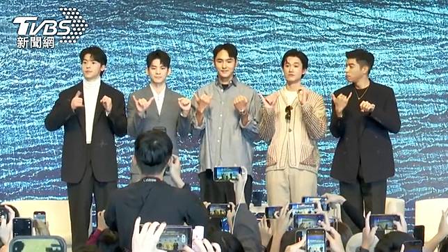 準影帝「唇槍舌戰」阮經天憶早退爆淚 林柏宏誇許光漢翹臀：很大 | TVBS | LINE TODAY