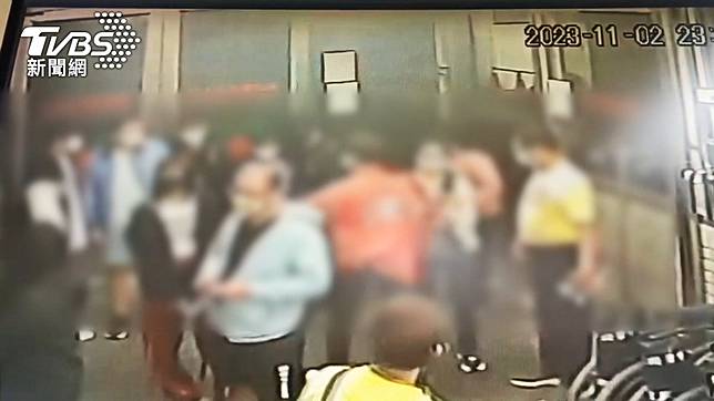 疑食物中毒 國中生畢業旅行49人掛急診 | TVBS | LINE TODAY