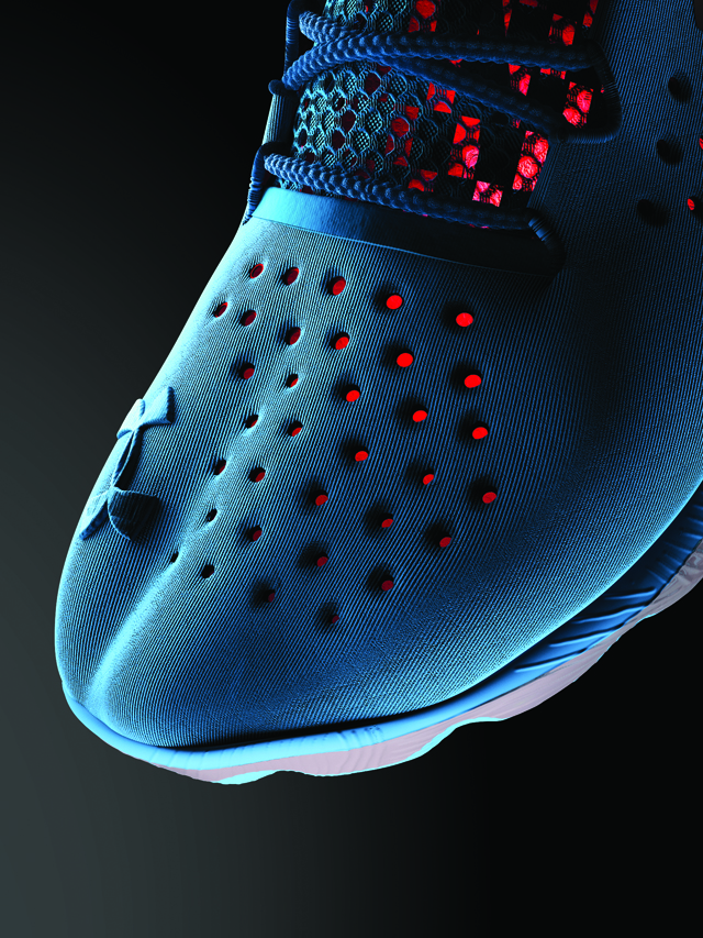 新聞速報 / Under Armour SpeedForm Apollo 全球上市 - LINE購物