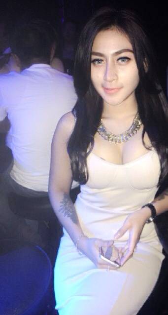 7 Potret Tiara Ayu, Model Cantik yang Tabrak Driver Ojek Online | Dunia Artis