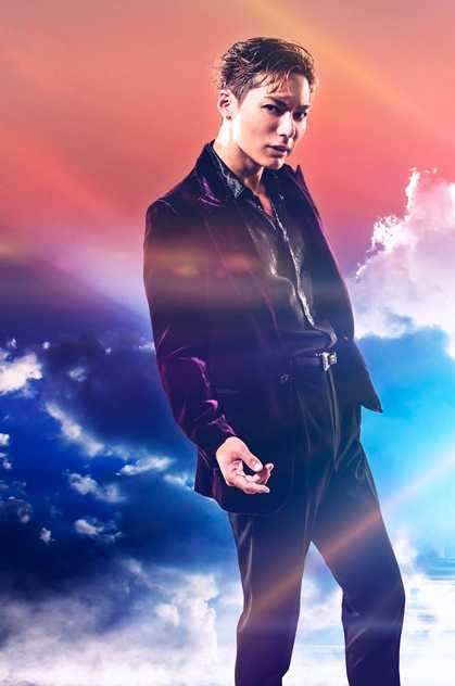 AKIRA驚喜登上桃園跨年 甜曝農曆新年揪志玲姊姊在台渡佳節 | LINE購物