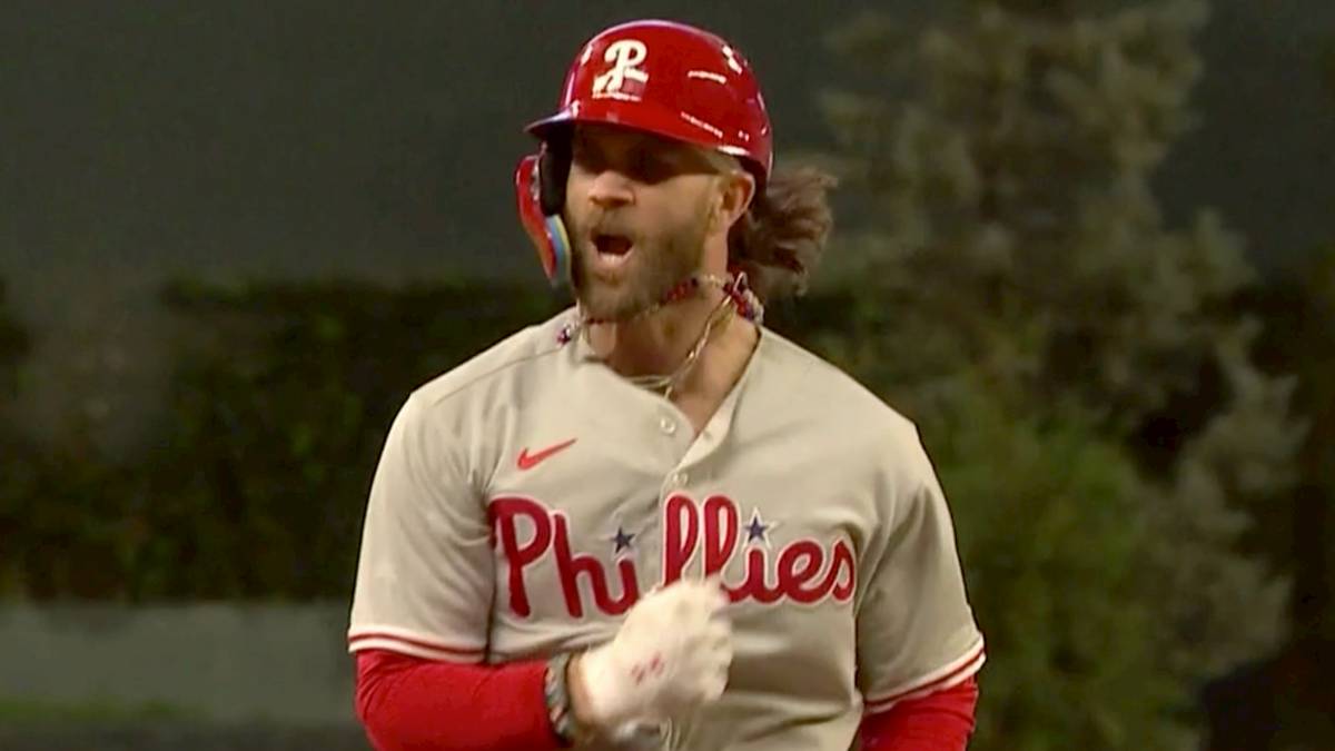 MLB》Harper生涯季後賽第12轟 費城人分區系列賽首戰完封勇士 | LINE TODAY 運動 | LINE TODAY