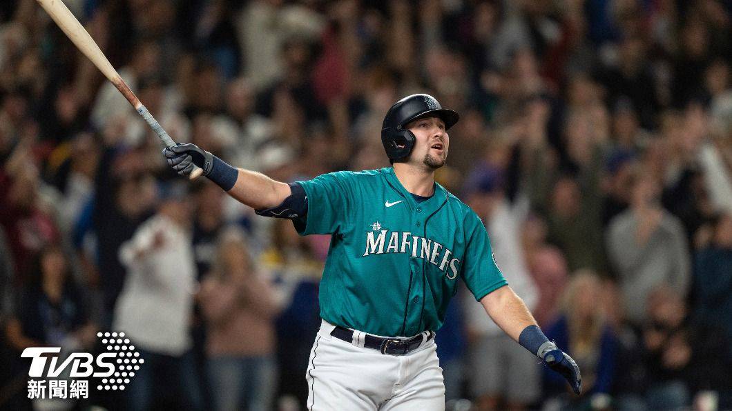 等了21年！一發再見轟 西雅圖水手重返MLB季後賽 | TVBS | LINE TODAY