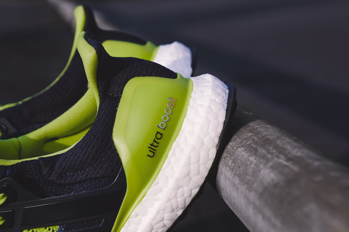 新聞速報 / adidas Ultra Boost ’Neon’ 新色登場 | LINE購物