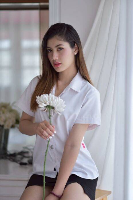 Khaosod | จิกกล้องแตก! เปิดวาร์ป " น้องขนุน" นางฟ้าวอลเลย์บอล (ภาพจัดเต็ม)