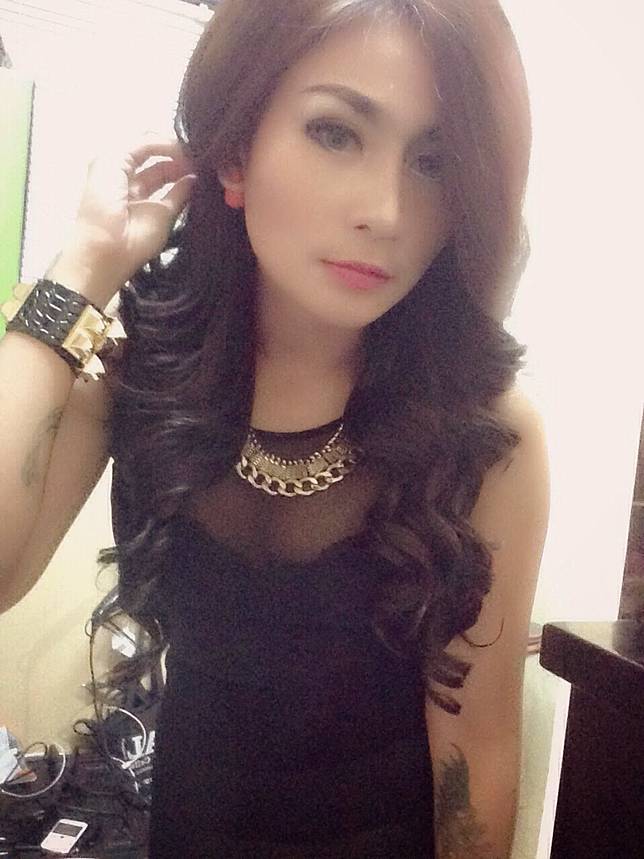 7 Potret Tiara Ayu, Model Cantik yang Tabrak Driver Ojek Online | Dunia Artis