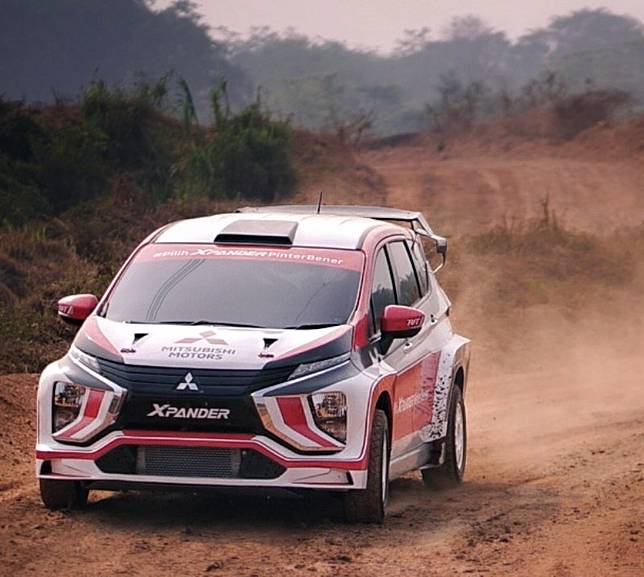 Mitsubishi Xpander Rally