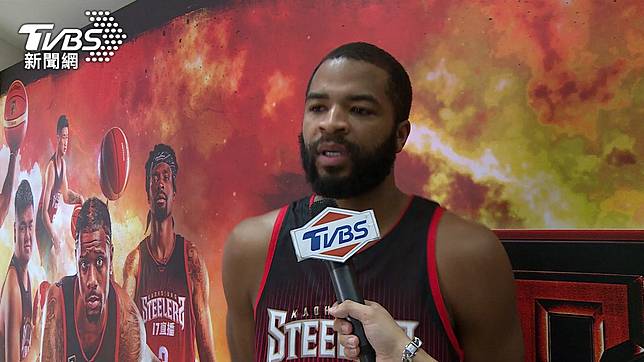 NBA球員再來台！ 林書豪前隊友「鑀倫」加盟高雄鋼鐵人 | TVBS | LINE TODAY