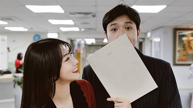 人氣女YTR曝喜訊！宣布結婚男友 粉絲嗨：年底最開心 | EBC 東森新聞 | LINE TODAY