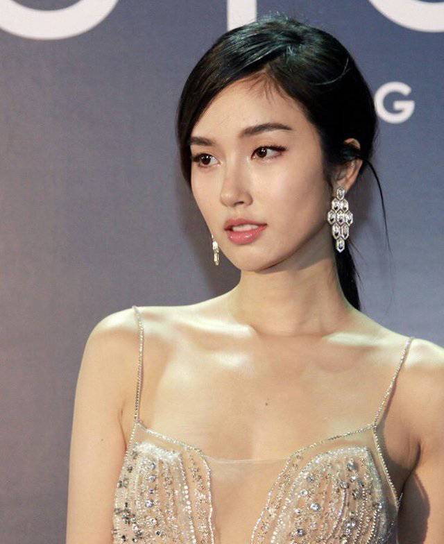 Spiceee.net | รวม 30 ดาราไทยที่มาไกลจนต้องขยี้ตาหลายล้านรอบ มาไกลมากจริงๆค่ะ