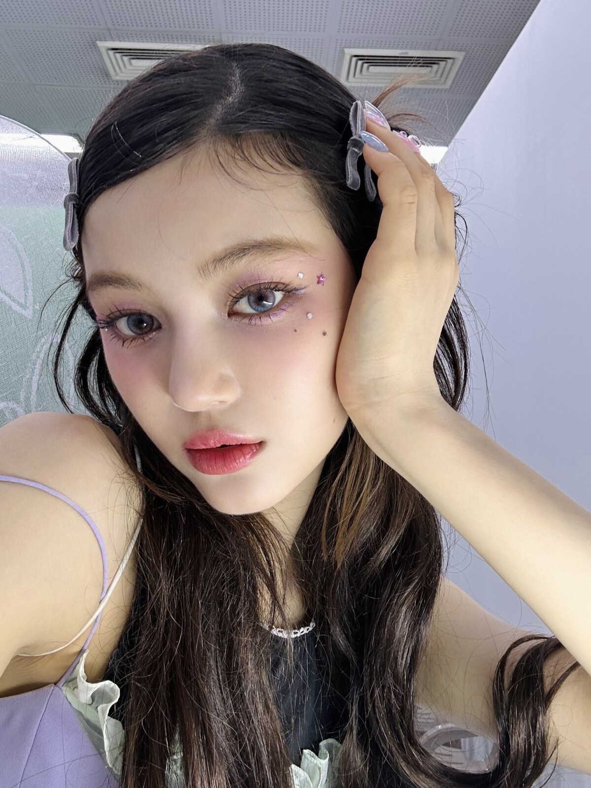 12月女團個人「品牌評價」TOP10！Hanni超完美腰線登上熱搜，Winter新造型美翻眾人 | LINE購物