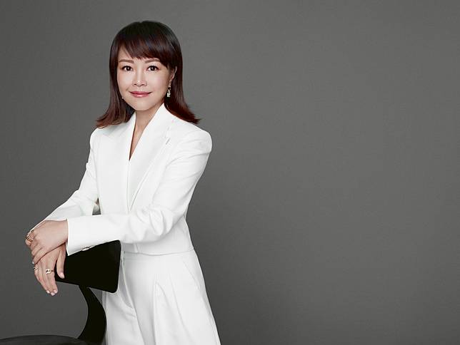 《旭茉JESSICA》成功女性2023．鄭余雅穎｜勇敢創夢 為未來就緒作準備 朝着成功的未來進發 | JESSICA HK | LINE TODAY