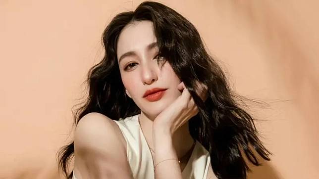 林襄也來朝聖了！混血名模MEI MEI升格4寶媽 | NOWnews 今日新聞 | LINE TODAY