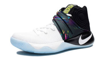 新聞分享 / Nike Kyrie 2 ‘Parade’ | LINE購物