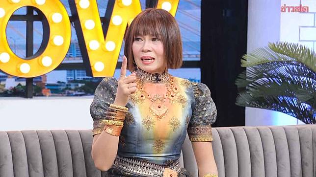 จินตหรา เล่านาทีระทึก วิ่งหลบกระสุนกลางคอนเสิร์ต เผยปาฏิหาริย์ที่เจอมากับตัว | Khaosod | LINE TODAY