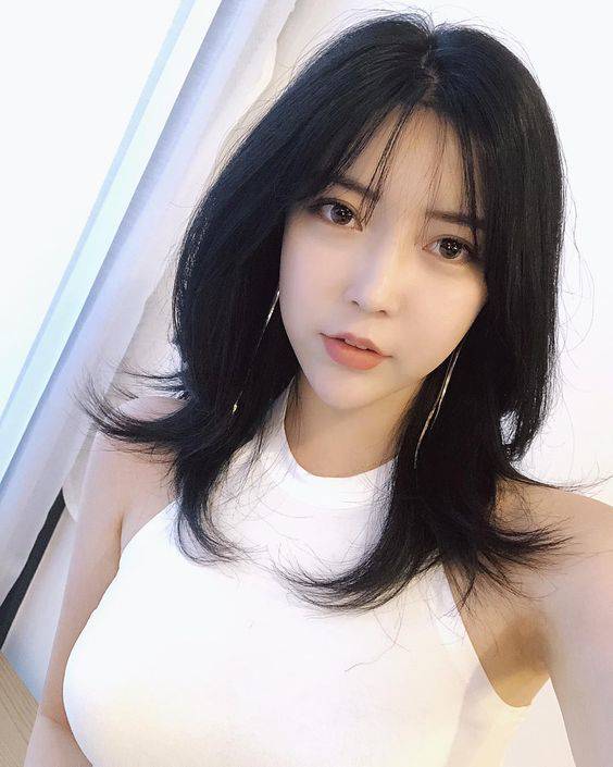 Spiceee.net | 28 ไอเดียสำหรับสาวผมดำลุคสวยแบบธรรมชาติ ดีย์อ่า