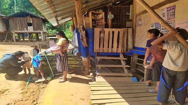 77kaoded | บุรุษนิรนาม ควักเงินแสนช่วยชาวบ้าน