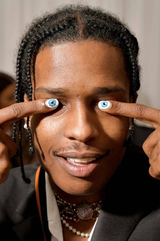 Cheeze Looker | NAIL ART ON GUYS เมื่อการ " ทำเล็บ" ไม่ใช่เทรนด์ของ ...