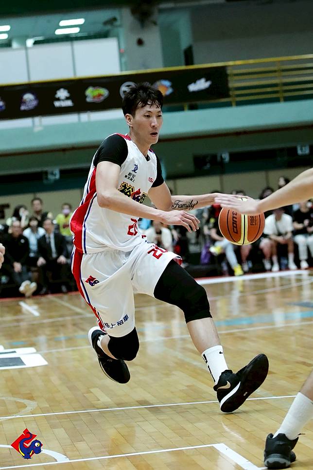 SBL》翁嘉鴻遭起訴未到案 檢方已發布通緝 | TSNA | LINE TODAY