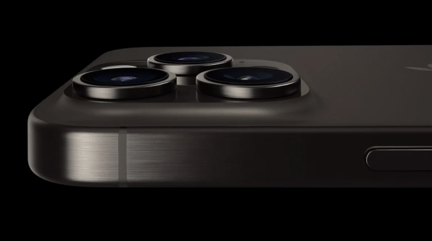 硬派金屬四色！「iPhone 15 Pro懶人包」售價、開賣時間一次看 | LINE購物