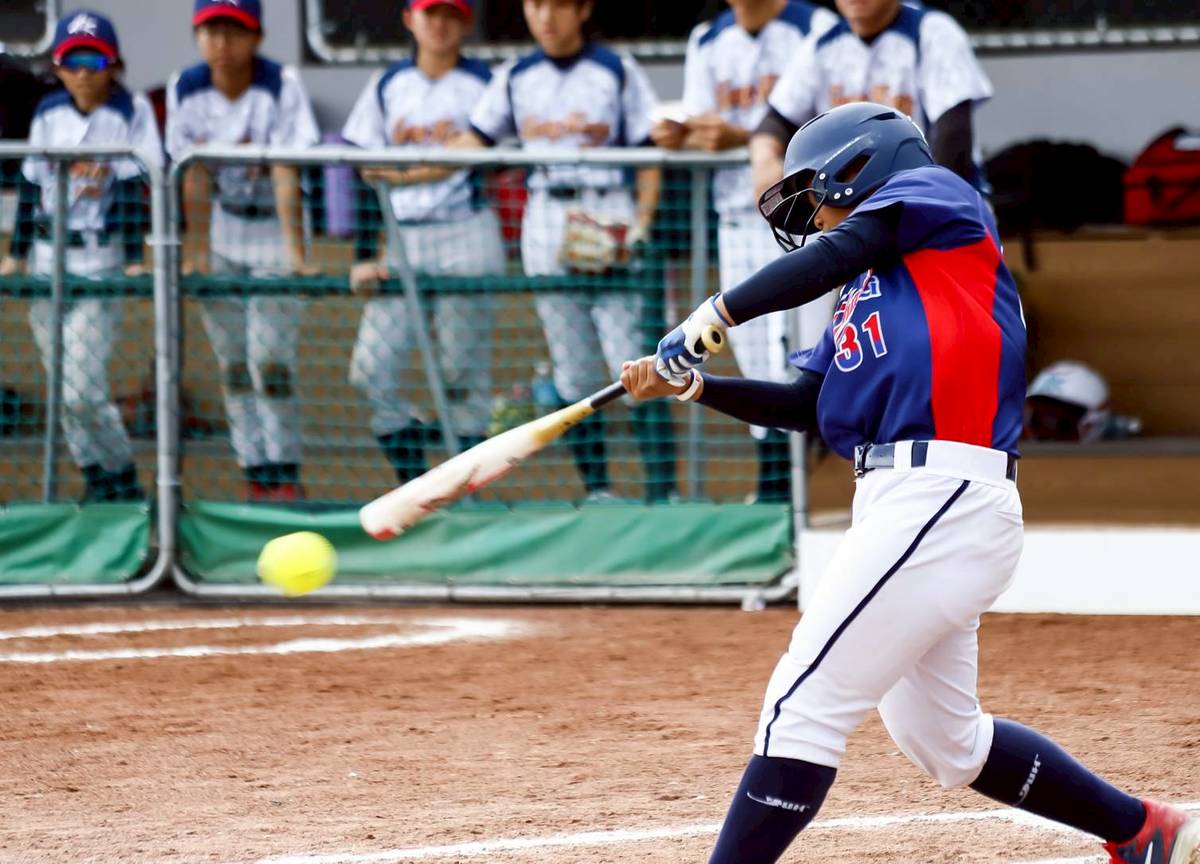 U15女壘中華負日本預賽第2 教頭：冠軍戰加強攻擊 | TSNA | LINE TODAY