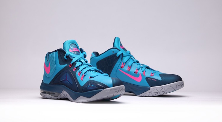 新聞速報/ Nike LeBron Ambassador 7 ’Blue Lagoon’ | LINE購物