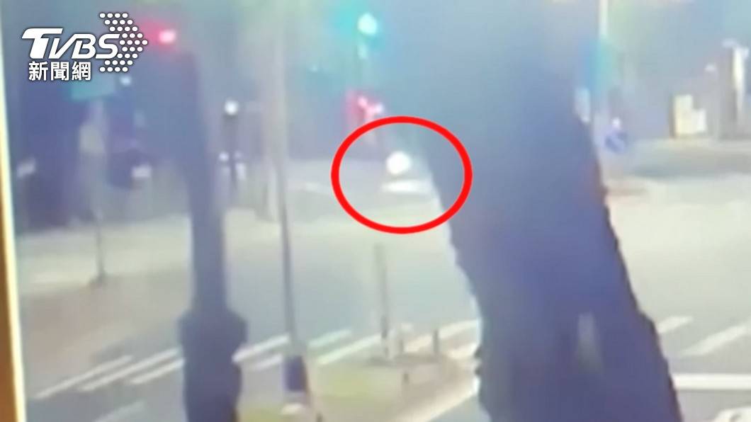 高二生自撞亡！檢視路口「五叉路+轉彎道」 每月平均5起事故 | TVBS | LINE TODAY