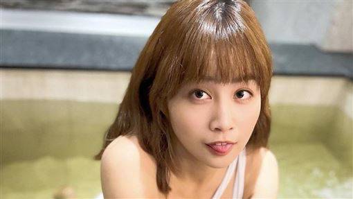 女神脫衣片流出 火辣真實身材被看光 三立新聞網 Line Today