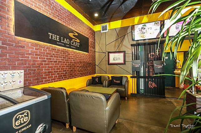 ทางผ่านก็มีอะไรดีๆ ให้แวะ 8 Cafe น่านั่ง จังหวัดอ่างทอง