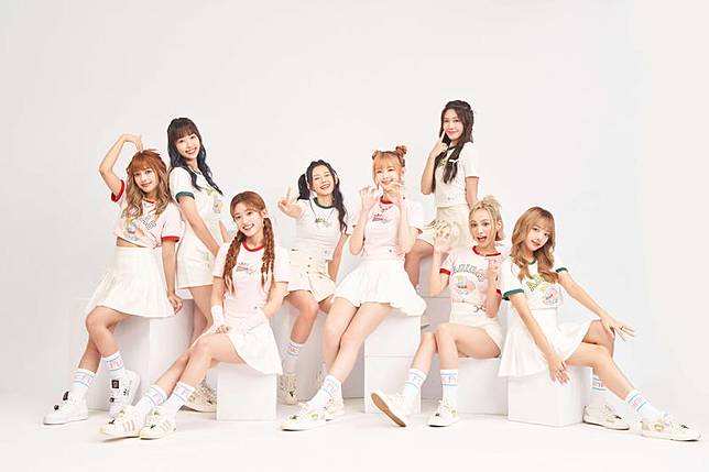 索尼音樂30週年特別企劃第三彈 初戀系女團PINK FUN重新翻玩蔡旻佑〈小乖乖〉 | 鏡週刊 | LINE TODAY