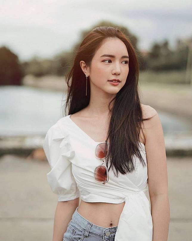 เล่นบทพี่น้องได้สบาย!! มัดรวมดาราหล่อสวยลูกผสม "หน้าเหมือนกันทีเดียว 3 คน" | UndubZapp | LINE TODAY