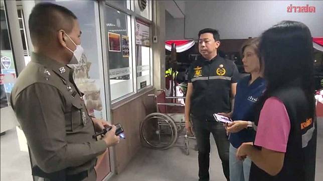 รุดช่วย 2 หนูน้อย โดนพ่อแท้ๆ ซ้อม อีกฝ่ายโวย แค่สั่งสอน ไม่ใช่เรื่องใหญ่ | Khaosod | LINE TODAY