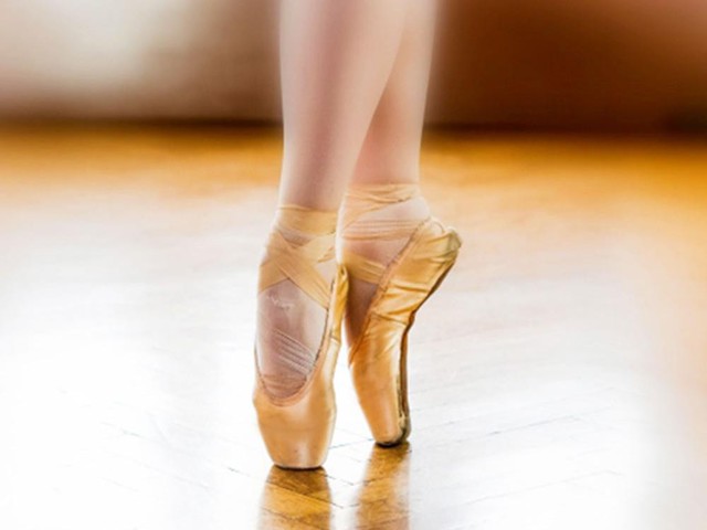 業界人200名が極秘採点「勝ち組二世タレント20位」趣里（SmartFLASH）