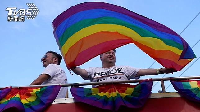6月同志驕傲月 美國LGBTQ族群發聲反霸凌 | TVBS | LINE TODAY