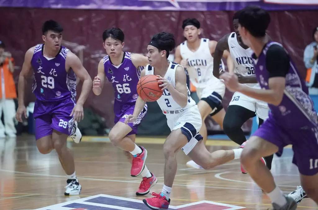 UBA》宋昕澔轉型控衛接班游艾喆 林子皓拚「板凳暴徒」政大開季連3場破百 | 麗台運動 | LINE TODAY