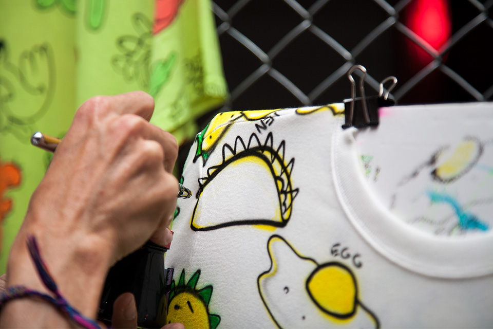 起點側標 / 當代噴漆藝術先驅 MALCOLM STUART | LINE購物